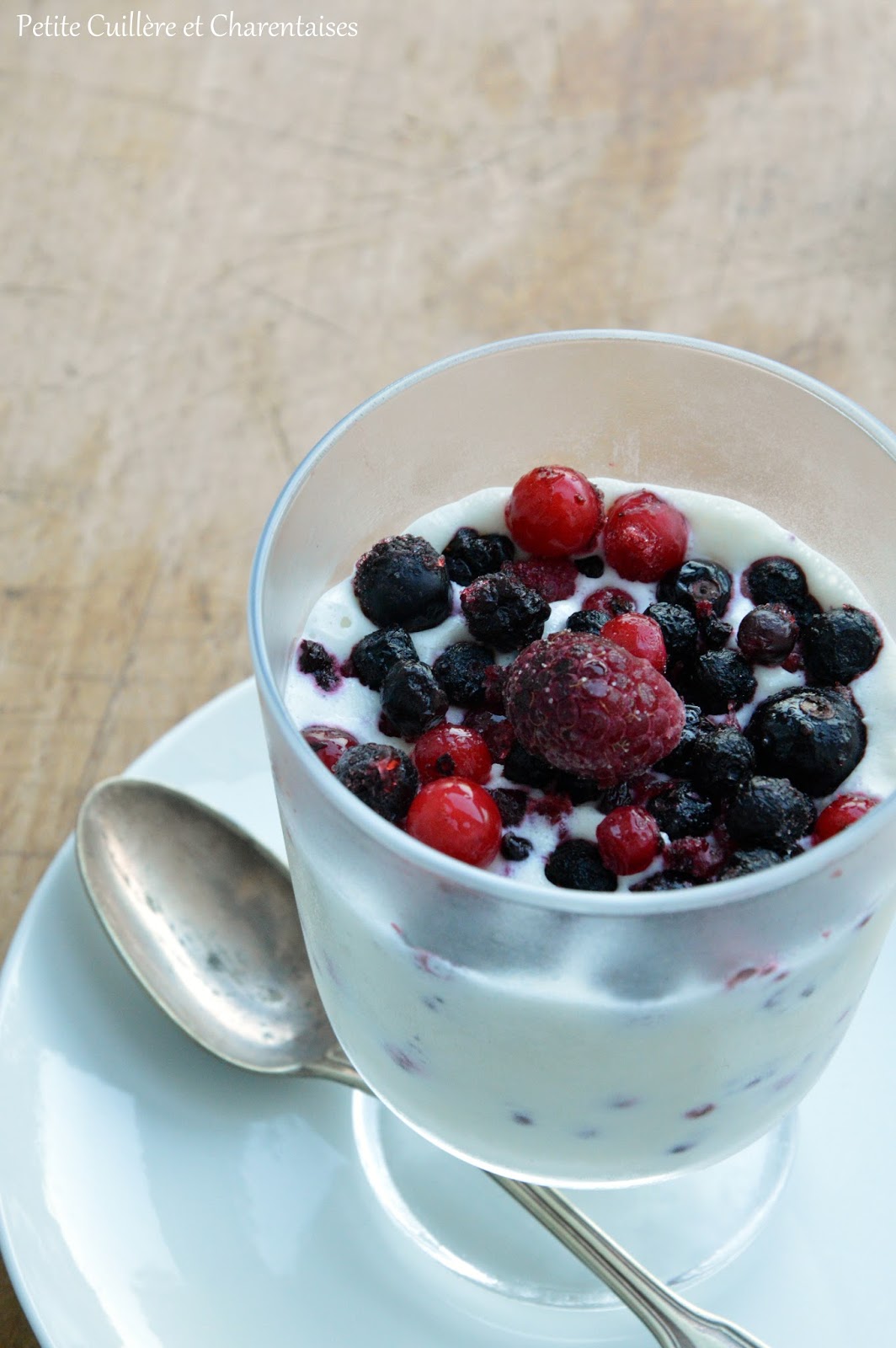 Petite Cuillère et Charentaises: Coupe givrée Mascarpone et Fruits rouges