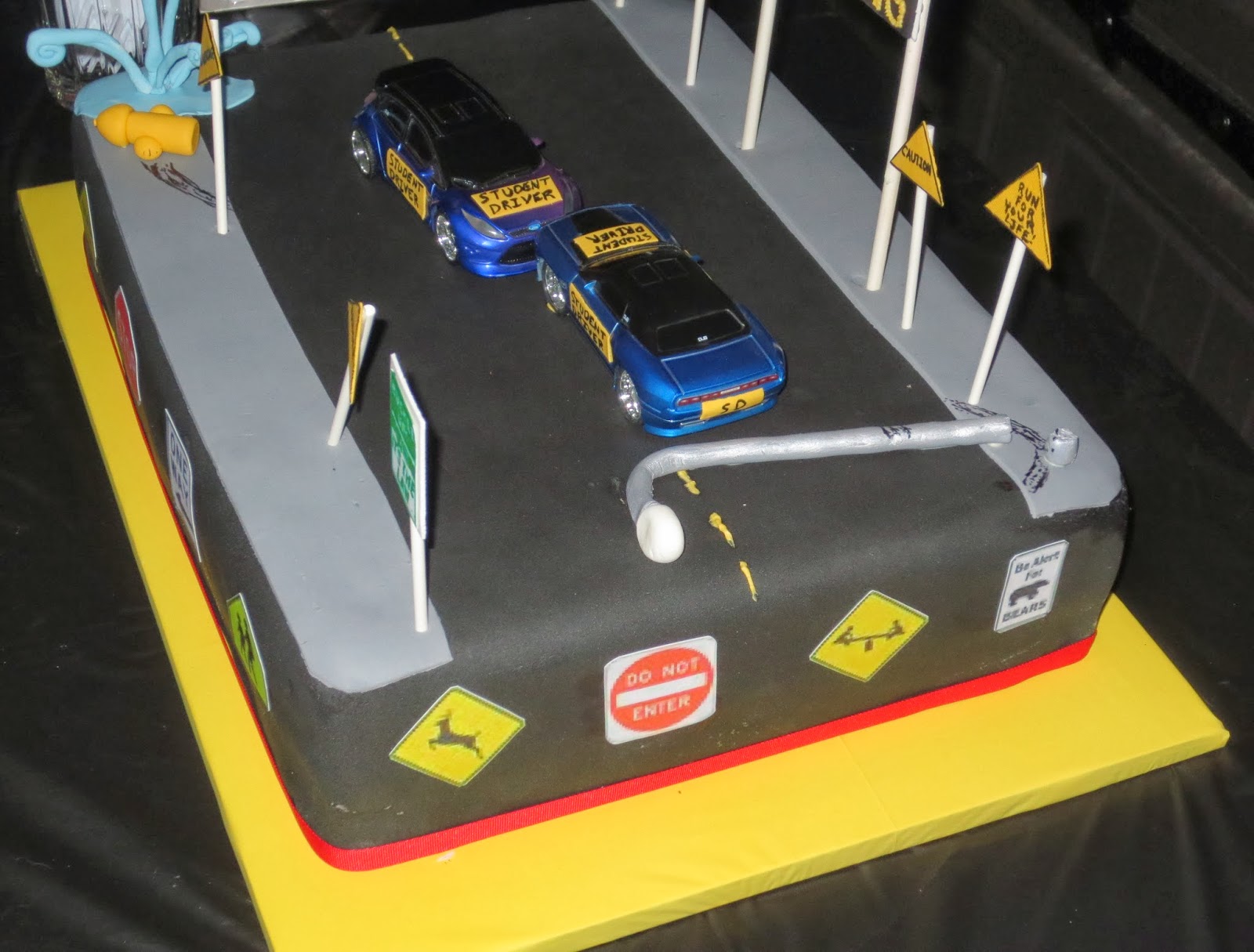J's Cakes: New Driver 16th Birthday Cake