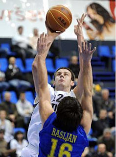Unicaja turns Spencer Nelson - Basketball