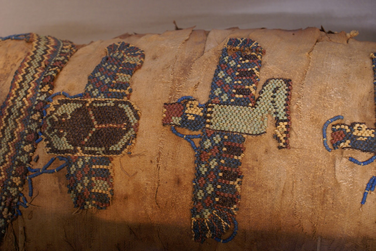 Marion Jewels in Fiber - News and Such: Peyote Stitch History