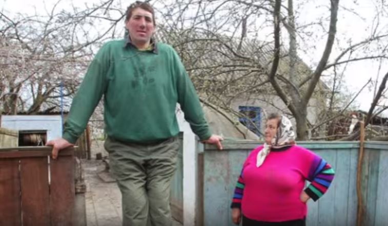 Top 10 Men You Won't Believe Exist - Most Amazed