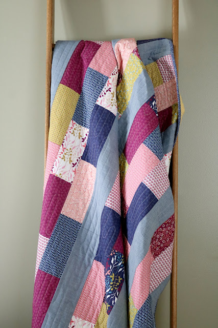 A Bright Corner: Simple Bricks free quilt pattern + Wonder Full fabric