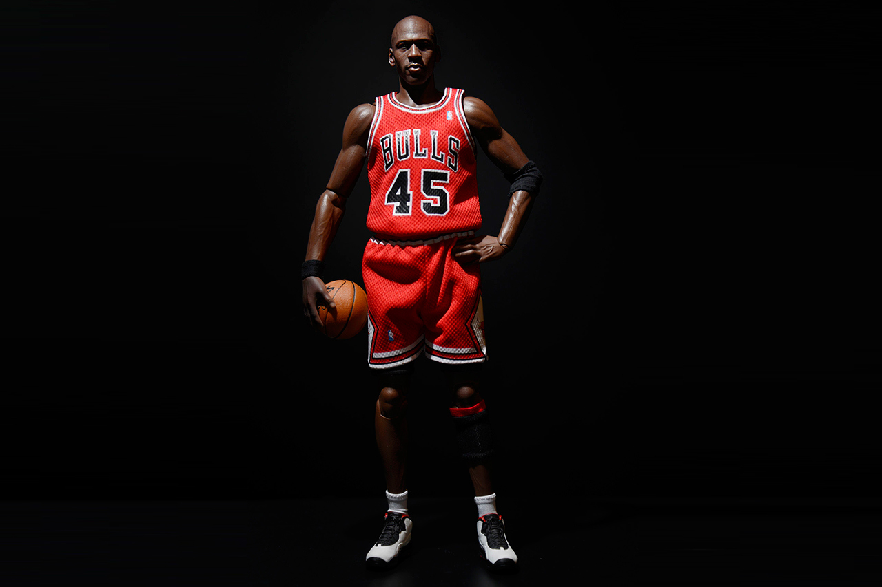 Deadstock Gallery: Limited Edition Michael Jordan Action Figures