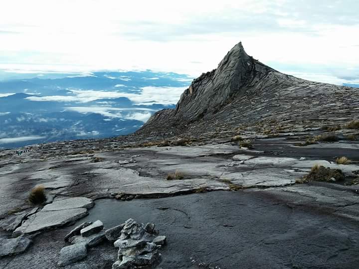 Jalan-Jalan, Pusing-Pusing: Puncak-puncak Gunung Kinabalu
