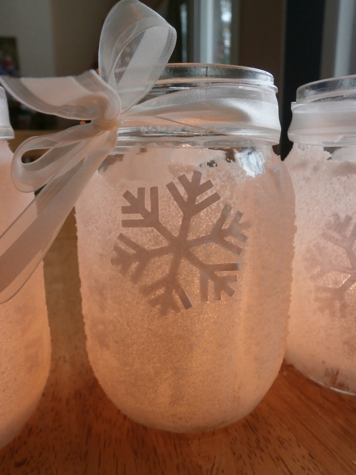 Making Mason Jar Luminaries for Winter