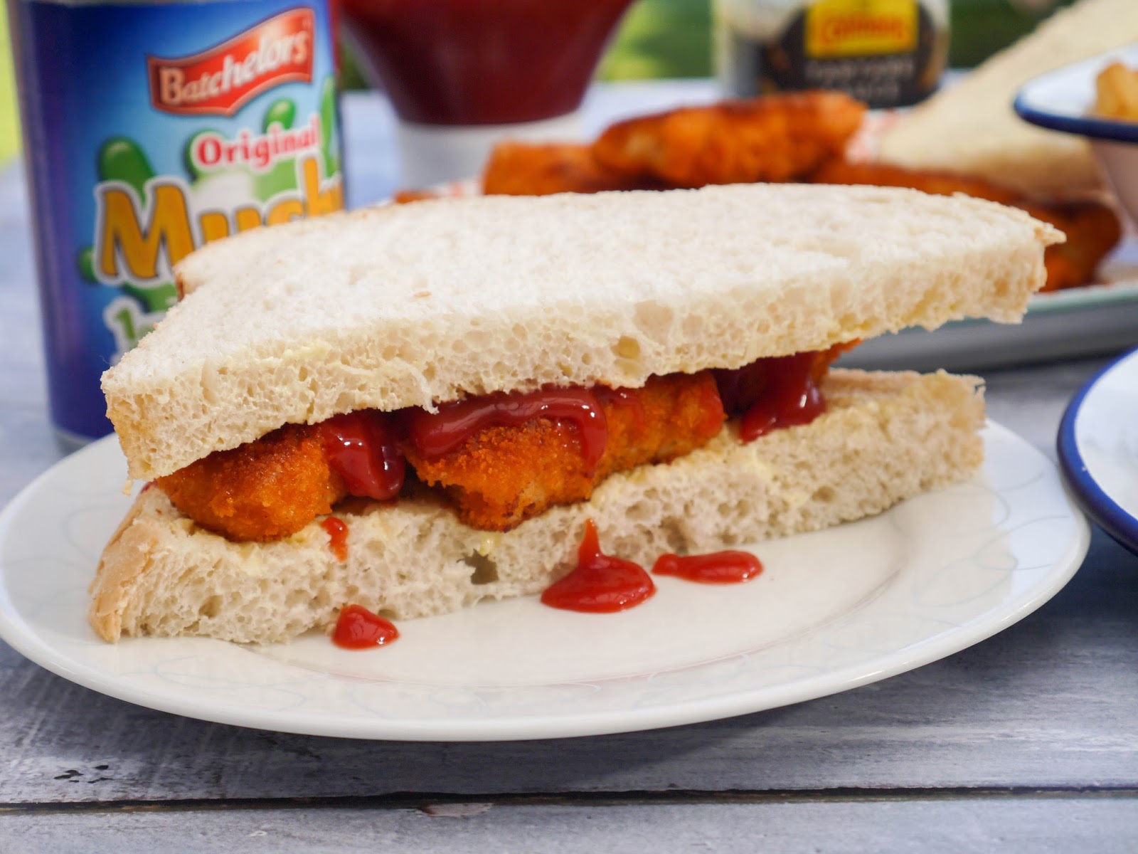 This Muslim Girl Bakes: Fish Fingers.
