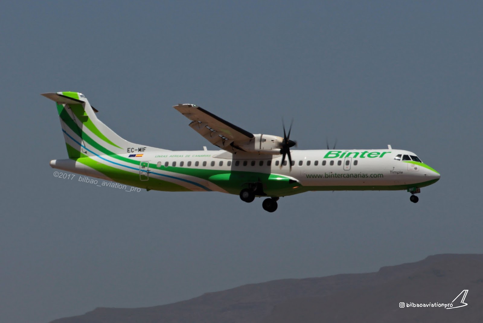 bilbao_aviation_pro: Binter Canarias ATR 42/72 EC-MIF "Timple"