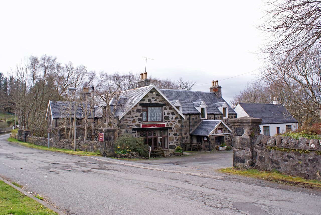 Skye in Pictures: Skye Villages - Edinbane