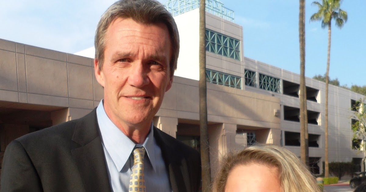 Thinking Pink: Pinky's Fandance - Neil Flynn