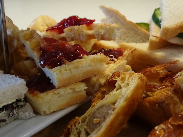 Uit Mijn Keukentje: High Tea Dutch Style