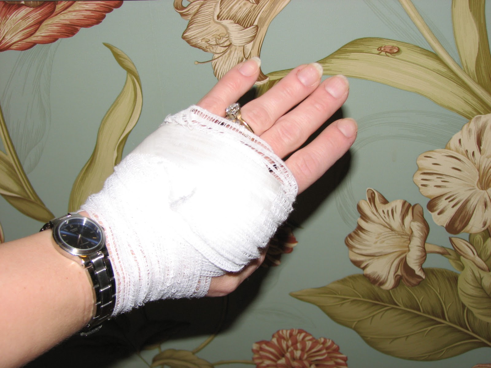 The Crafty Quilter's Closet: March 2012