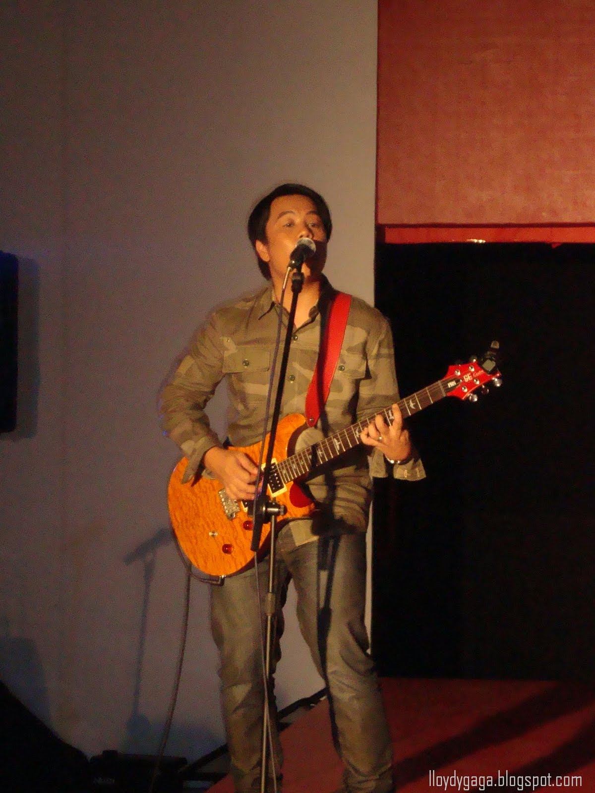 DEMIGODS: Logic Jeans Fashion Show