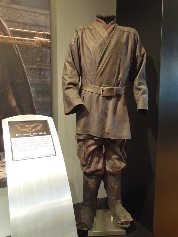Hollywood Movie Costumes and Props: Original Batman Begins movie ...