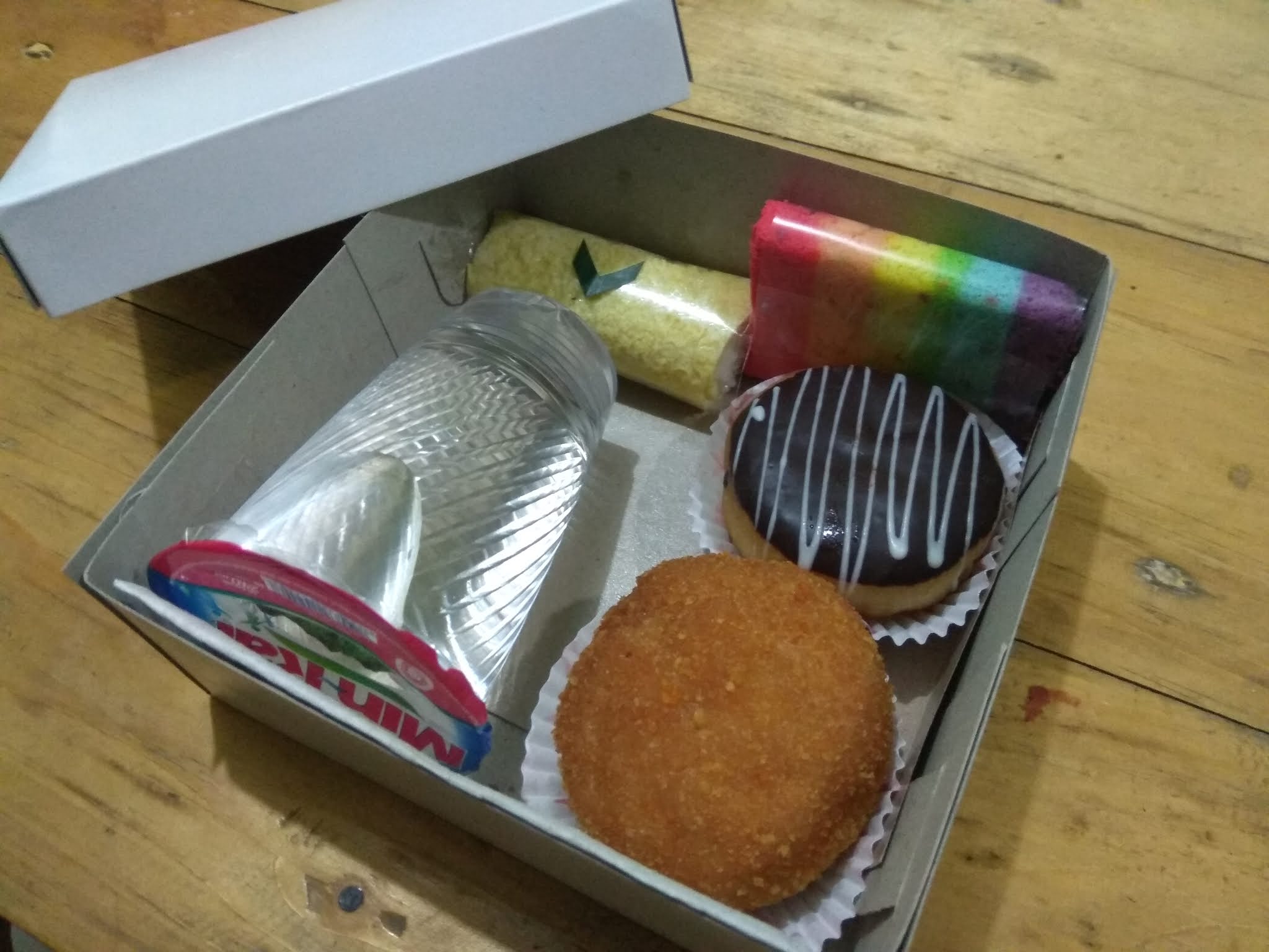 Contoh Foto Snack Box - Catering Cimahi