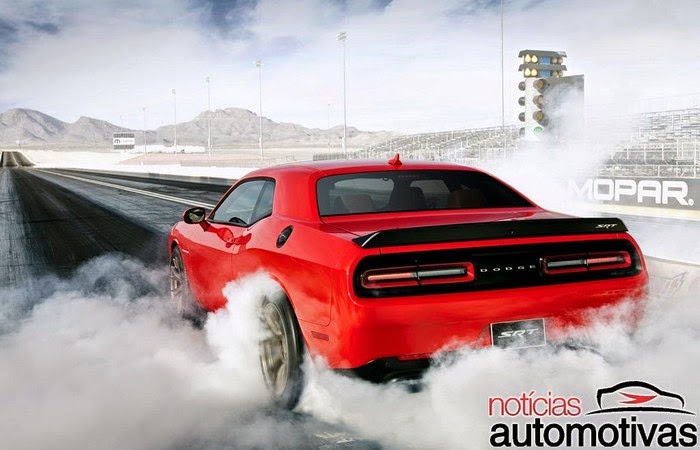 Dodge Challenger HellCat já pronto e já tem potência revelada.