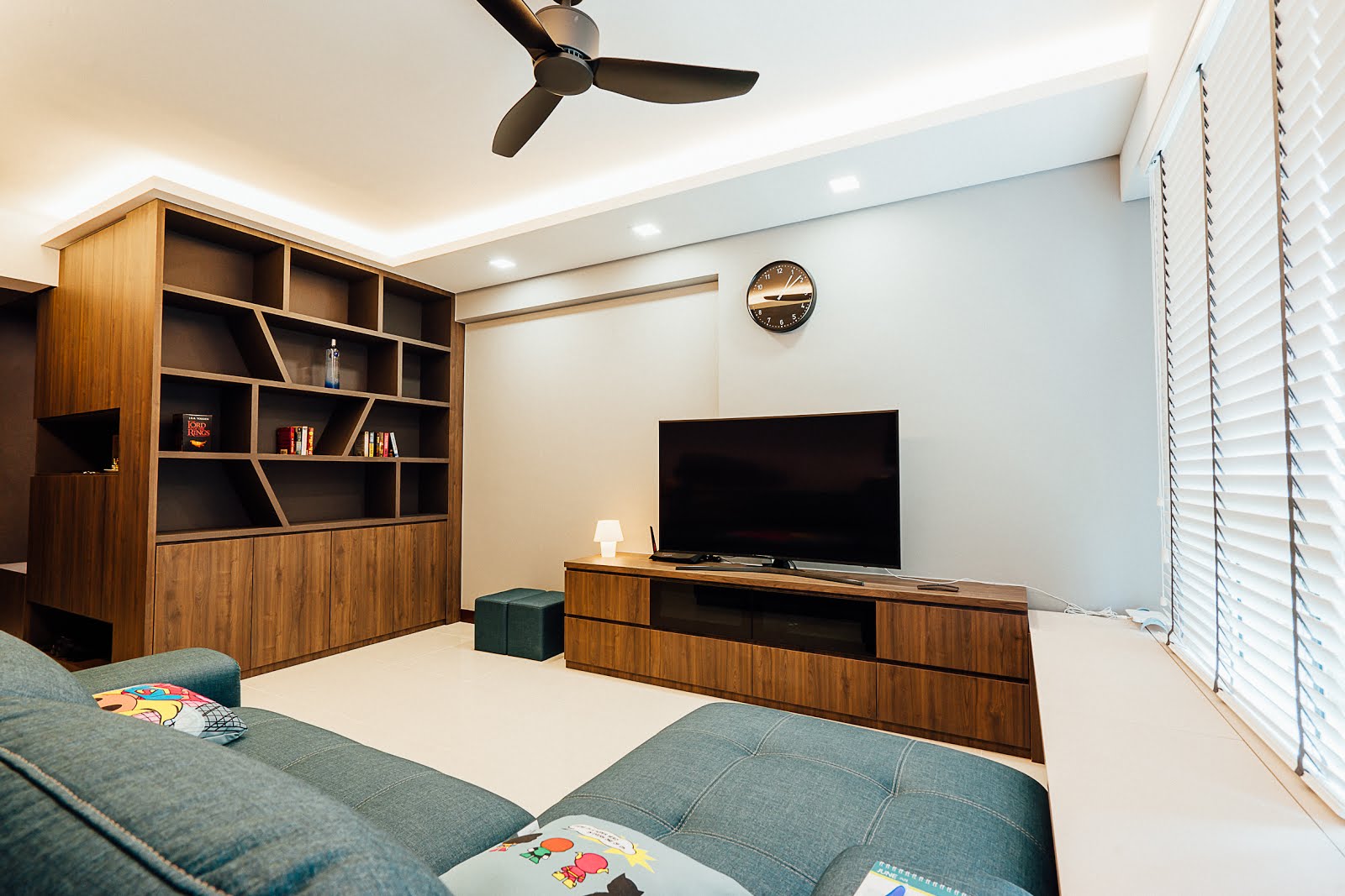 Interior Design Guide: Contemporary Luxury , HDB 5 room interior design ...