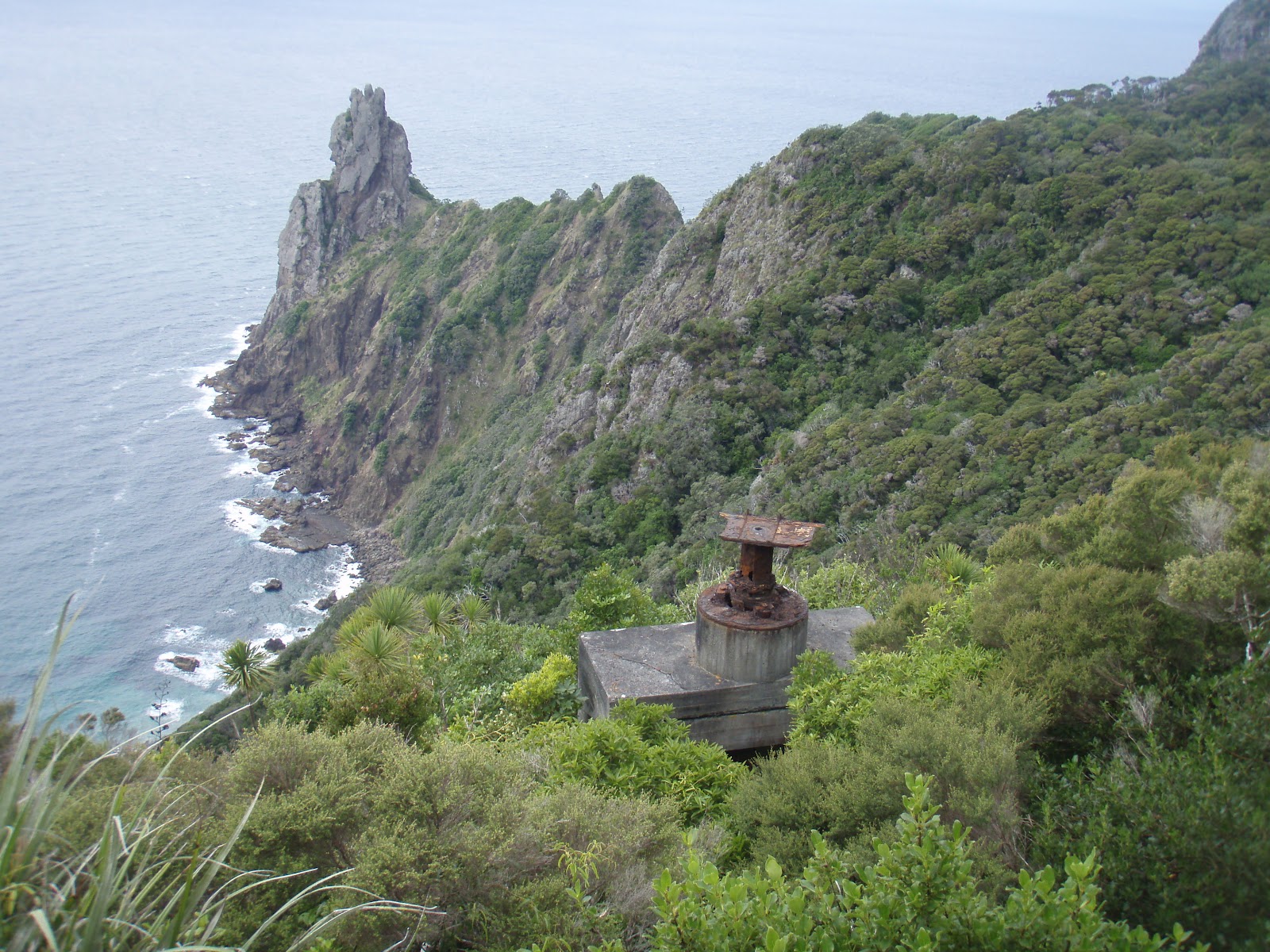 Breakaway Retreat: Bream Head Reserve Walking Track - Peach Cove to ...