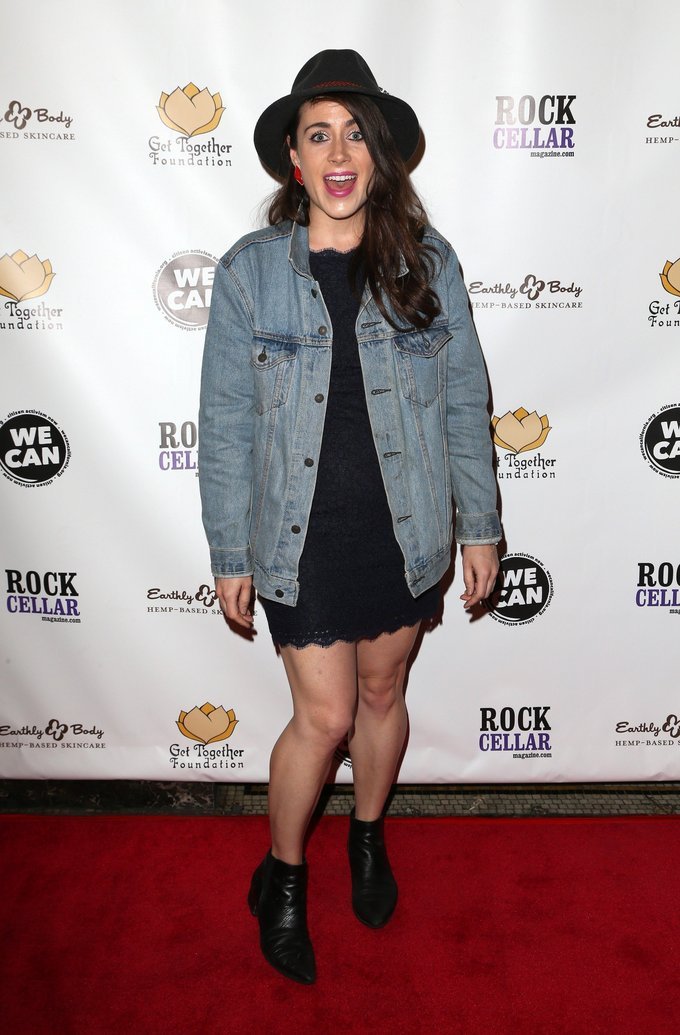 Beth Rowe Latest Stills