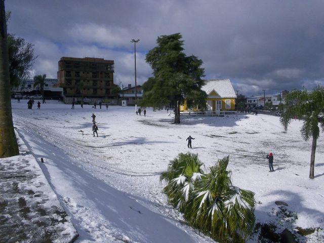 Meanwhile In Brazil (42 Pics) - STATIONGOSSIP