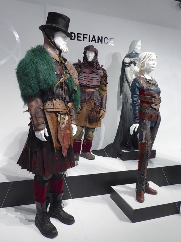 Hollywood Movie Costumes and Props: Sci-fi costumes from TV's Defiance ...