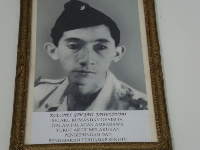 MUDAH BELAJAR IPS SMP : MONUMEN PALAGAN AMBARAWA & MUSEUM ISDIMAN