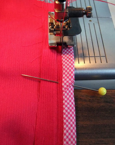 Amberlane & Amberpetites Updates: Create a Chanel seam finish on your ...