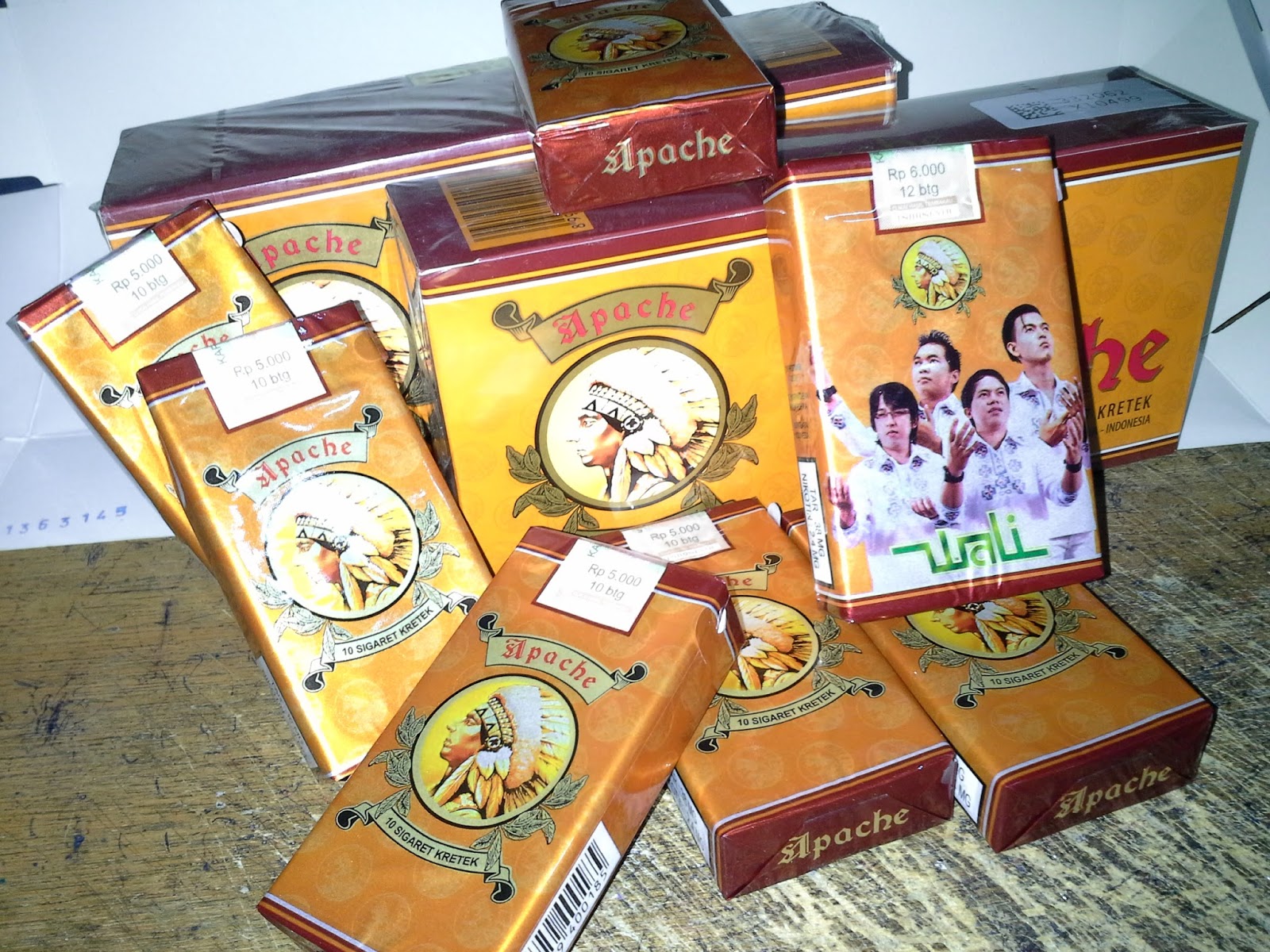 koleksi-rokok121212: APACHE