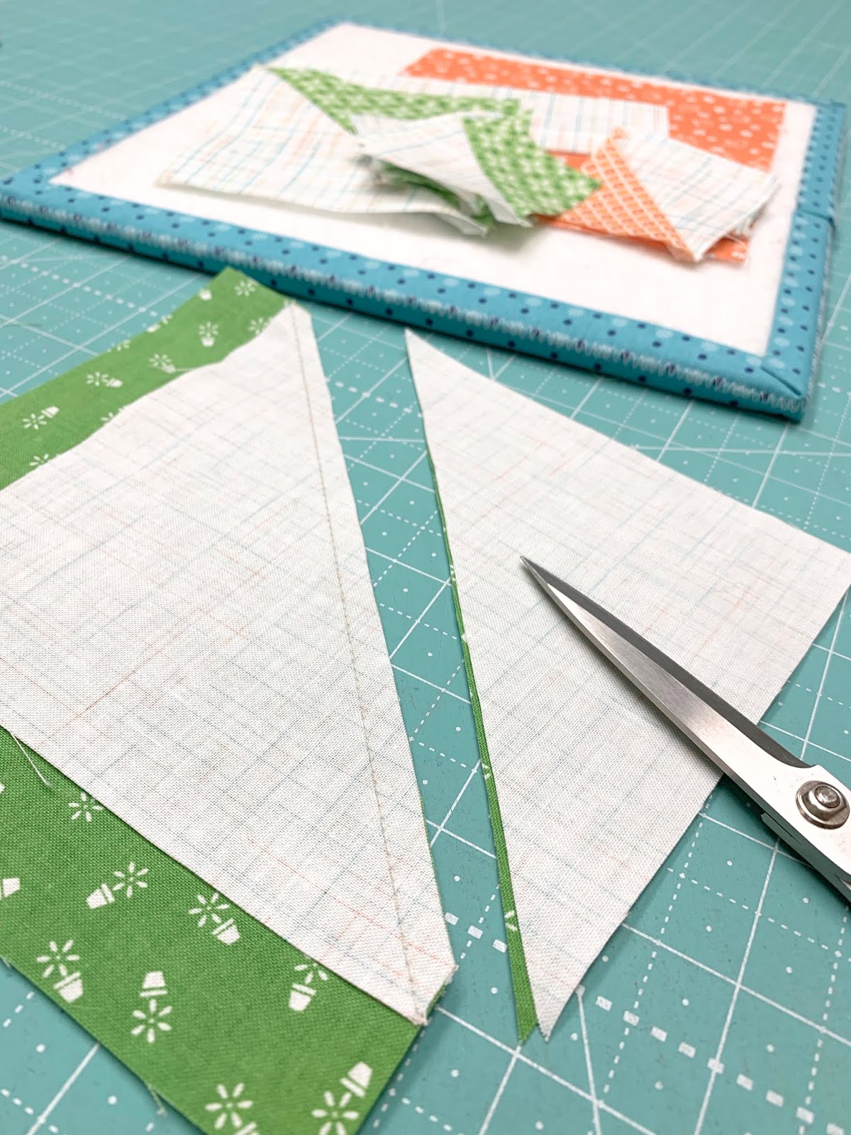 Bee In My Bonnet: Vintage Block Along - Block Six - Vintage Lily Block ...