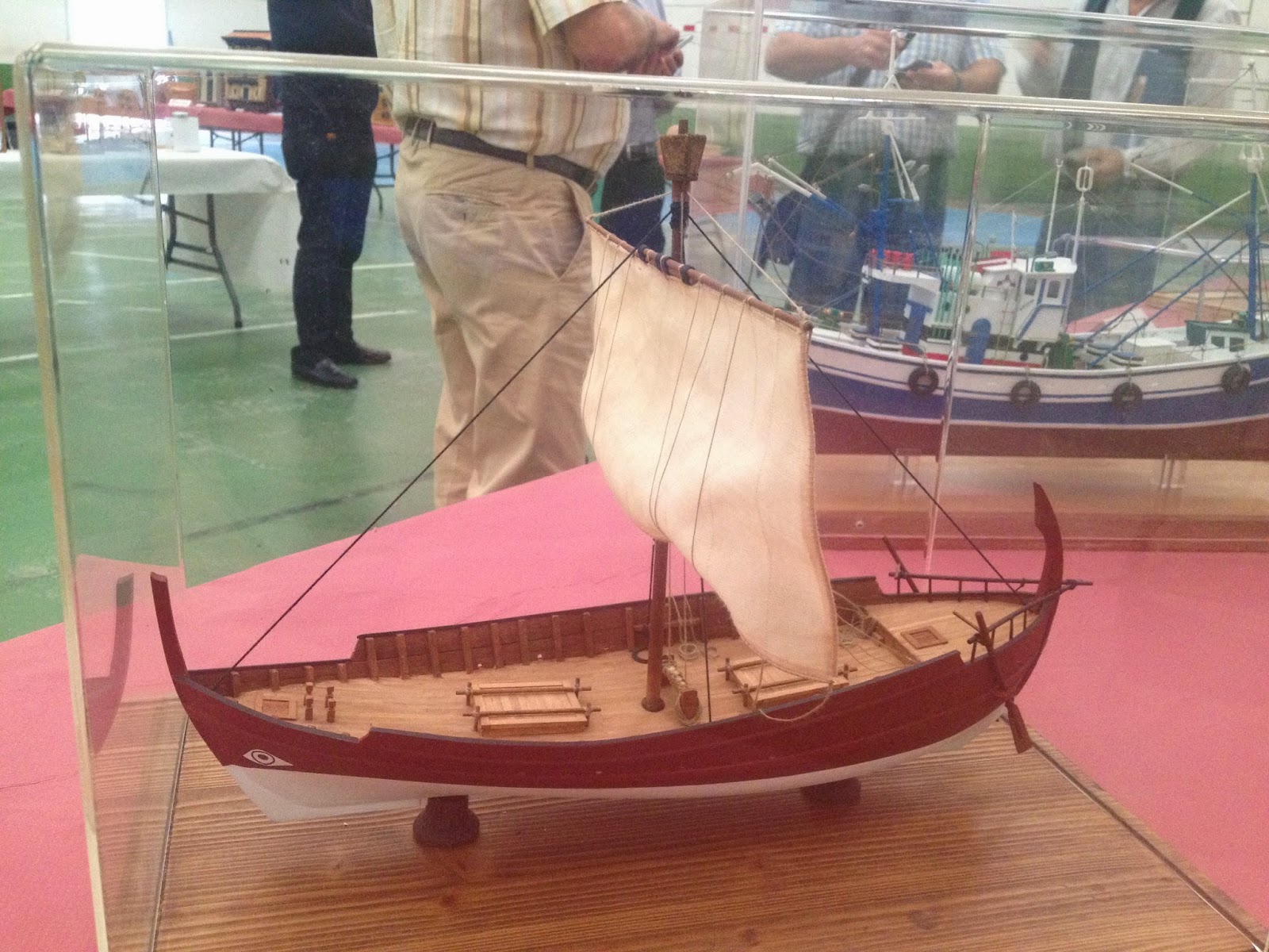 Barcos en miniatura