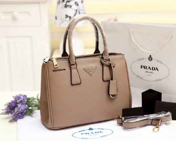 Model Tas Bermerek Terbaru | Tas Branded Murah