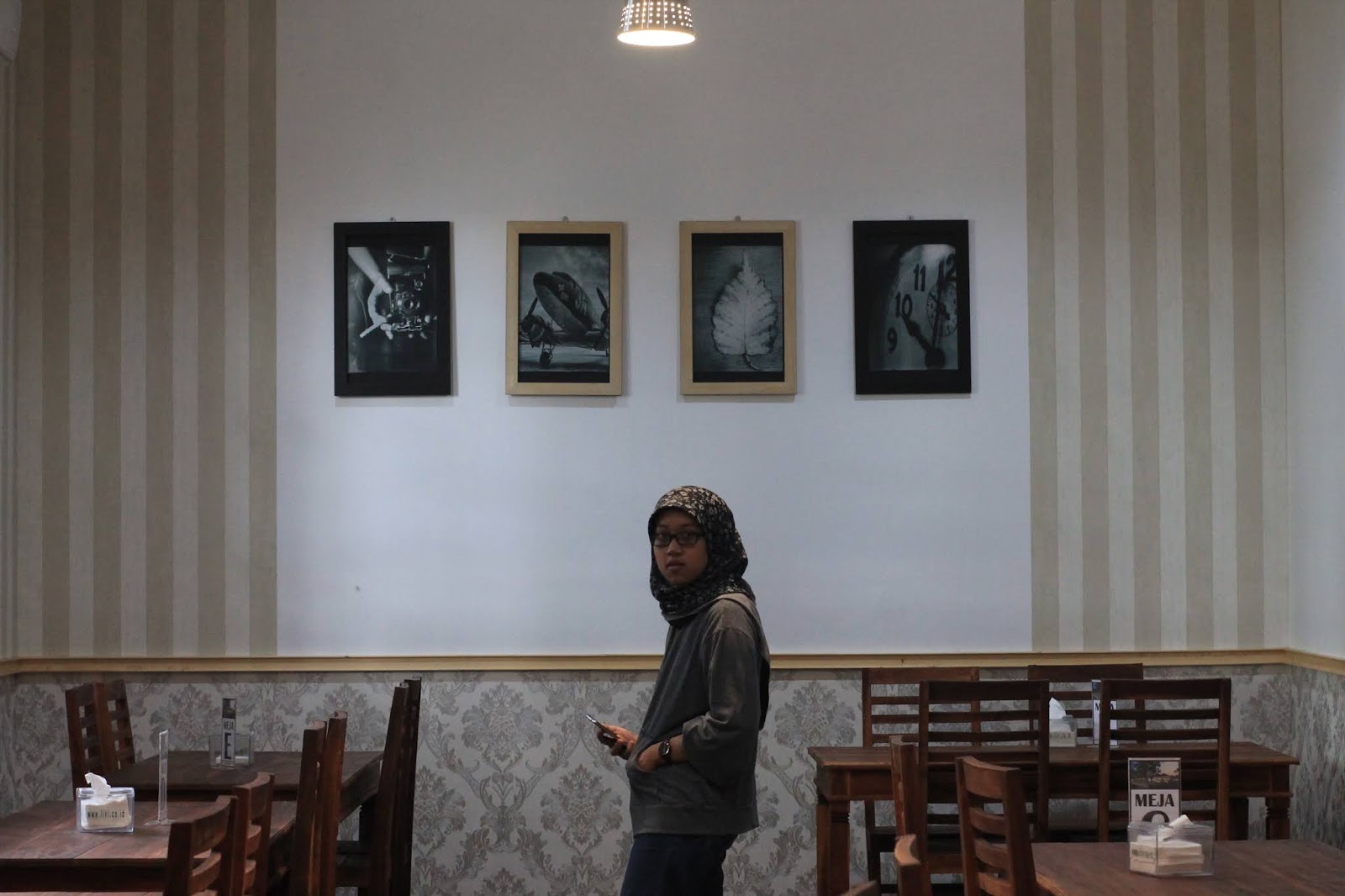 Loji Cafe Kediri : Tempat Hang Out Meriah dan Mewah - silviananoerita