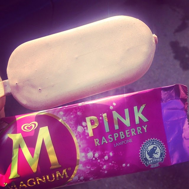 Sandra Korscheck´s blogg: SANDRA TESTAR - Magnum PINK raspberry