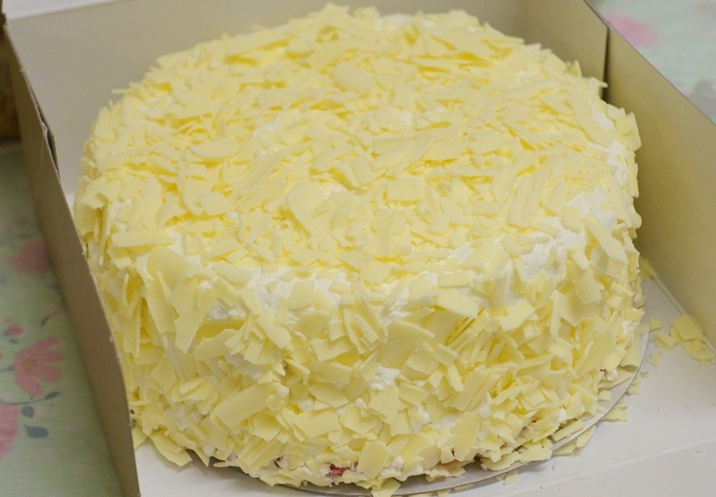 Dudok red velvet cake for my birthday!