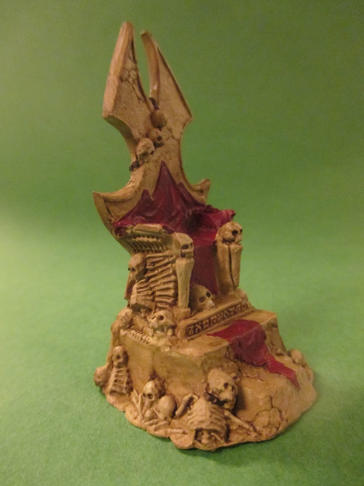 The Miniatures Man: Skeleton Throne from Reaper