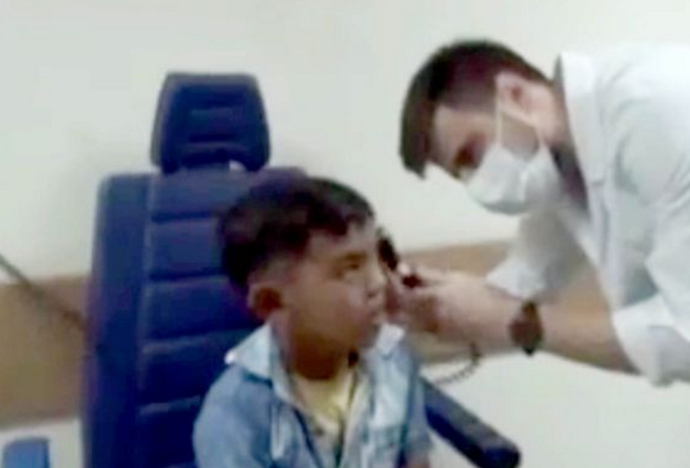 WATCH: Doctors Pulled 14 Live MAGGOTS Out of Boy's Head... What ...