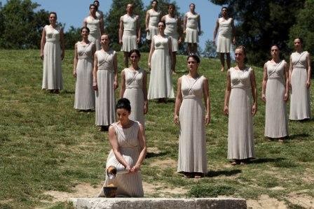 ΓΙΑΝΝΗΣ Δ.ΛΥΡΑΣ: ΔΙΕΠΙΣΤΗΜΟΝΙΚΗ ΠΡΟΣΕΓΓΙΣΗ ΤΟΥ ΦΩΤΟΣ ΚΑΙ ΤΗΣ ΦΩΤΙΑΣ