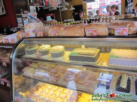 Selby's Food Corner: Panaderia Pantoja Bakery