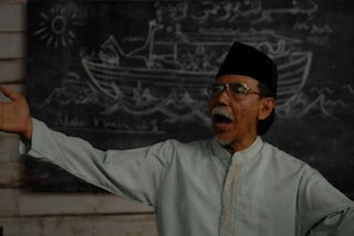 Biodata Pak Harfan Laskar Pelangi