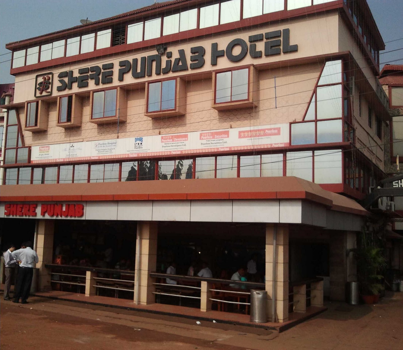 Food and Dining - an Epicurean Dream: Highway Dhaba - between Kolkata ...