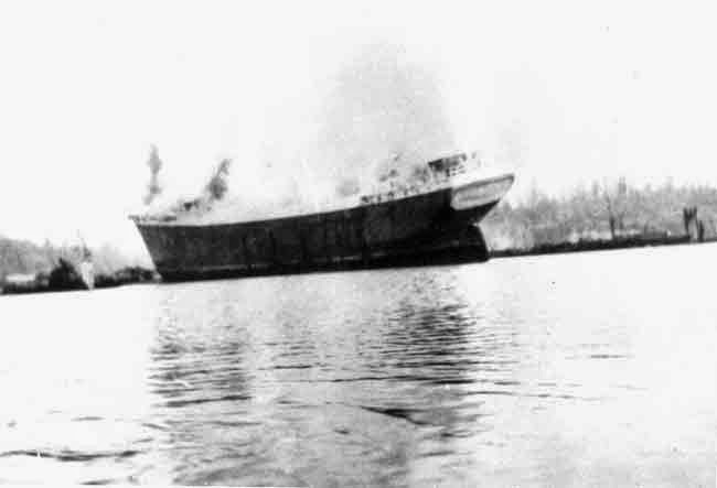 Harbor History Museum Blog: World War I Scuttled WarshipsBeached