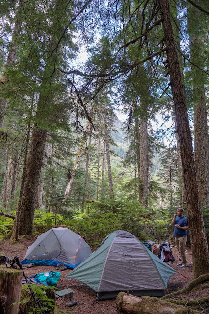 Doris the Explorist: Backpacking: Copper Ridge Loop in North Cascades ...