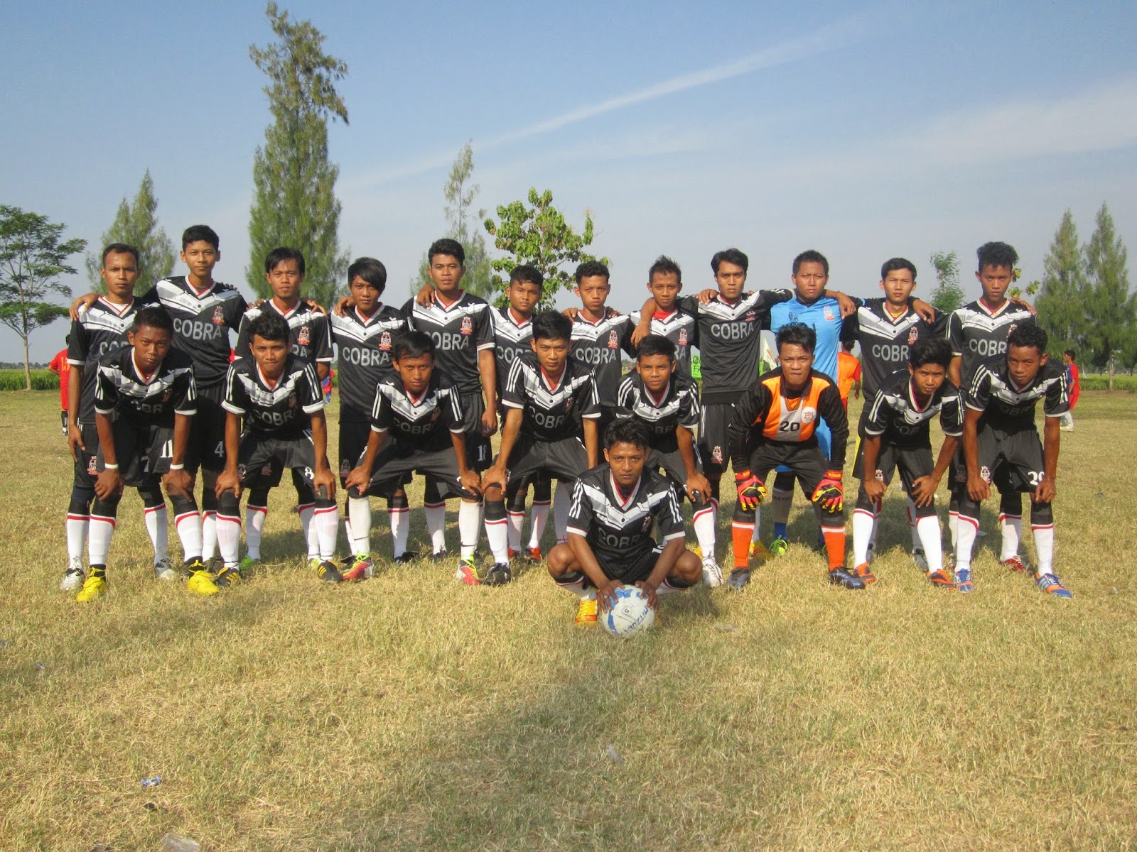 Buser Doank: New Jersey Of COBRA FC.