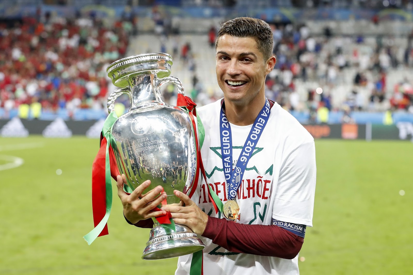 Cristiano Ronaldo Wiki | Bio | Age | DOB | Mom - WIKI APEC