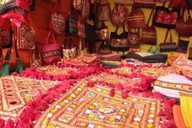 DIFFERENT TYPES OF HANDICRAFTS IN INDIA - Pooja Handi Crafts TPR