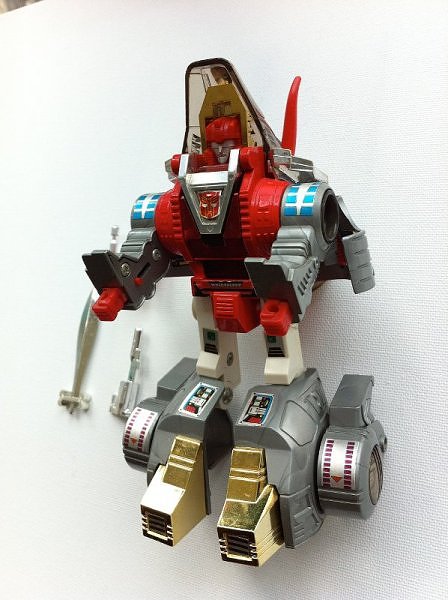 Heroic Decepticon: Transformers G1 Slag - Canadian exclusive 'red faced ...