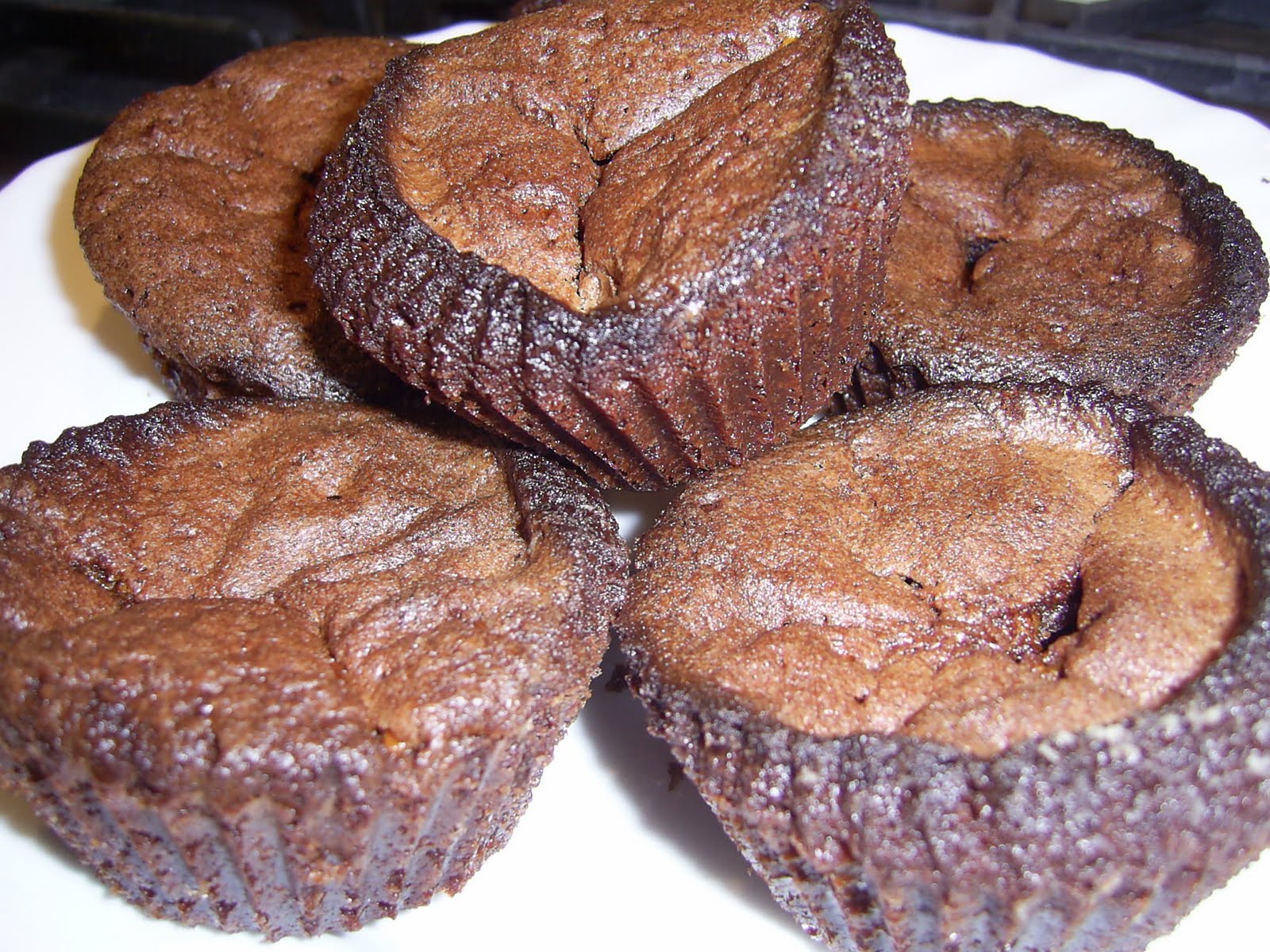 Agnės Skanumynai: Šokoladiniai keksiukai su rududu