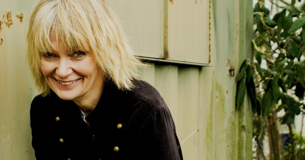 Shaz's Book Blog: Debut Spotlight: Jane Lambert