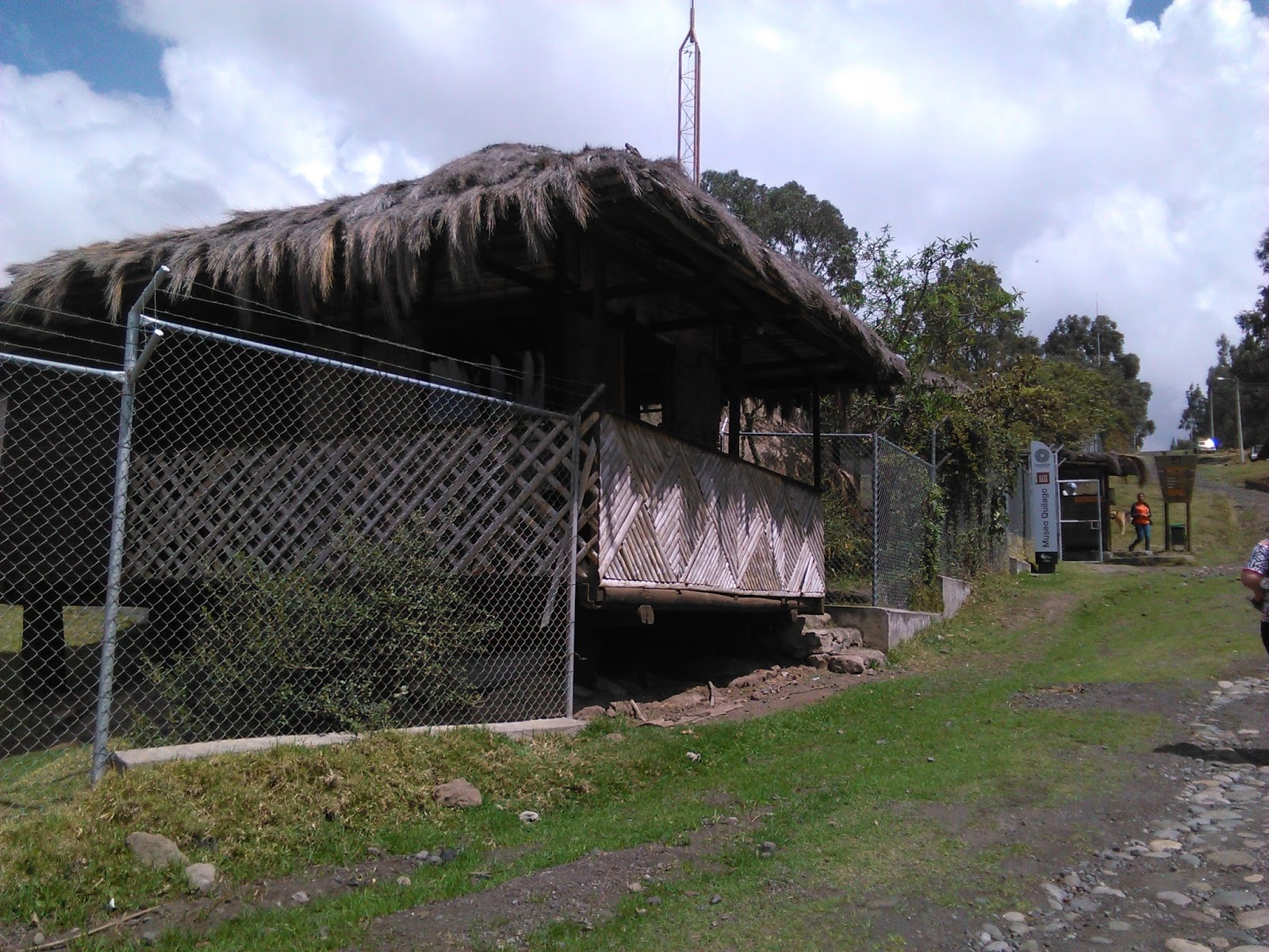 Parque Arqueológico Cochasquí: 4. TURISMO