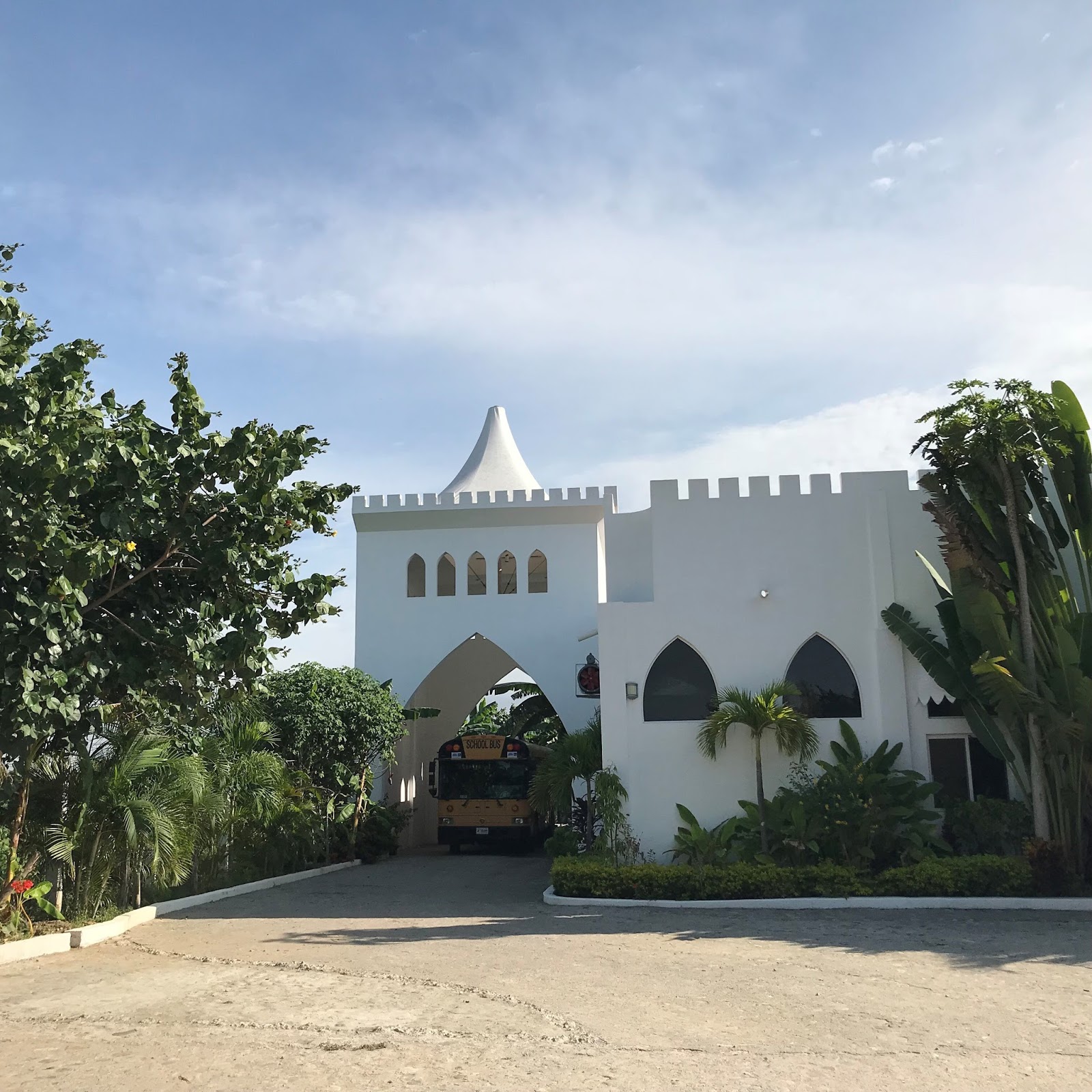 Isa Mundo Foundation: A Visitor to Pasitos de Luz / Casa Connor