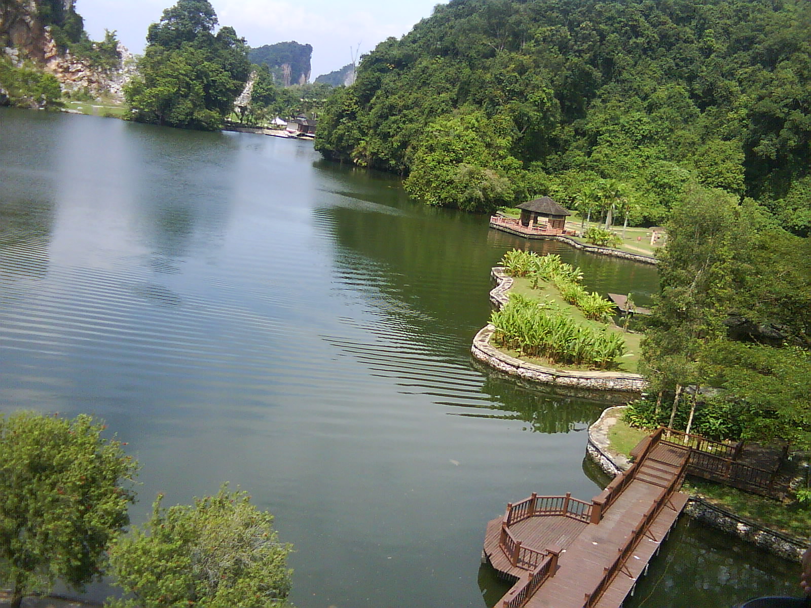 Homestay4u D' IPOH PERAK: PUSAT PELANCONGAN GUNUNG LANG (IPOH PERAK)